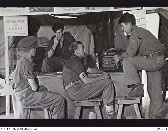 HERBERTON, QLD. 1943-08-10. TROOPS OF HEADQUARTERS, 6TH AUSTRALIAN ...