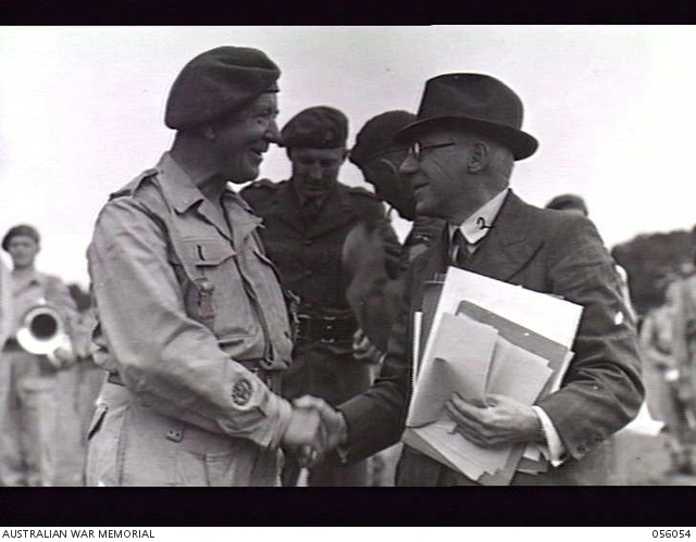 GERALDTON, WA. 1943-08-15. MR GEORGE J. REID (RIGHT), ADJUDICATOR OF ...