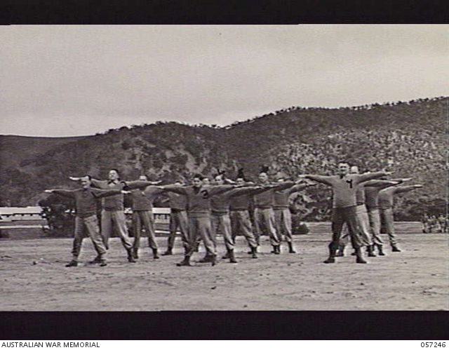 DARLEY, VIC. 1943-09-29. RECRUITS OF THE 2ND AUSTRALIAN ARMY MEDICAL ...