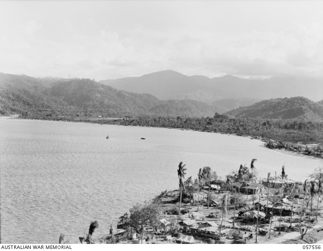 SALAMUA, NEW GUINEA. 1943-09-19. HARBOUR COASTLINE. TO JOIN PHOTOGRAPHS ...