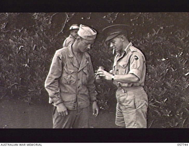 CAIRNS, QLD. 1943-09-20. 18165350 PRIVATE 1ST CLASS R. R. WHITTINGTON ...