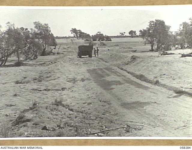 PIPPINGARRA, WA. 1943-10-02. YULE RIVER CROSSING, SURFACED WITH ...