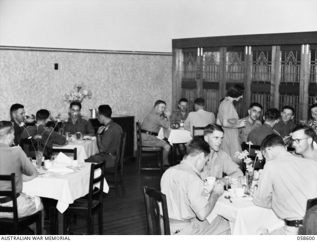 ATHERTON, QLD. 1943-10-19. DINING ROOM AT THE OFFICERS CLUB ...