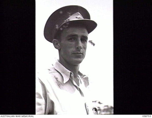 BISIATABU, NEW GUINEA. 1943-10-26. PORTRAIT OF QX42214 LIEUTENANT C. F ...