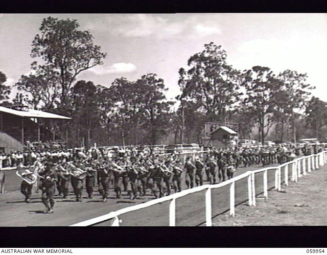 WONDECLA, QLD. 1943-11-05. BANDS OF THE 6TH AUSTRALIAN DIVISION TAKING ...