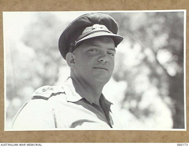 MELVILLE, WA. 1943-11-15. NX19215 LIEUTENANT J. W. RATHBONE ...