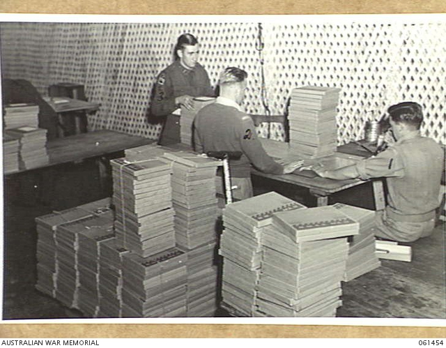 SYDNEY, NSW. 1943-12-10. PORTION OF THE DESPATCH SECTION OF MILITARY ...