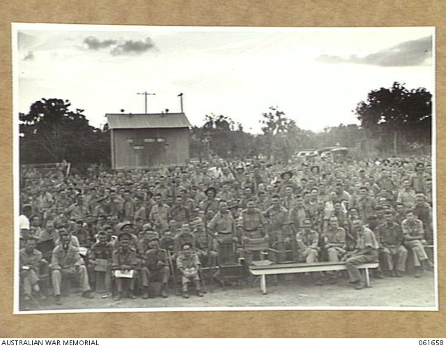 ADELAIDE RIVER, NT. 1943-12-14. PORTION OF THE LARGE AUDIENCE WHICH ...