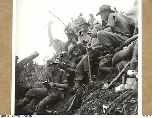 SHAGGY RIDGE, NEW GUINEA. 1944-01-20. OFFICERS OF A COMPANY 2/9TH ...