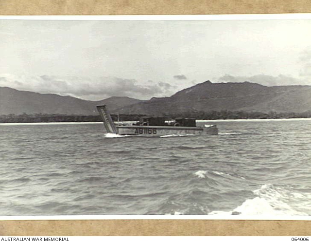 TRINITY BEACH, QUEENSLAND, AUSTRALIA. 1944-02-01. AB1166 A NEW TYPE OF ...