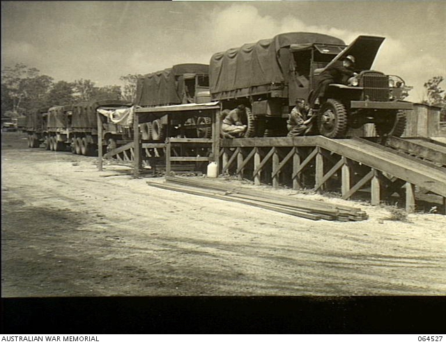 TOLGA, QUEENSLAND, AUSTRALIA. 1944-02-24. Q102143 CRAFTSMAN A.P ...