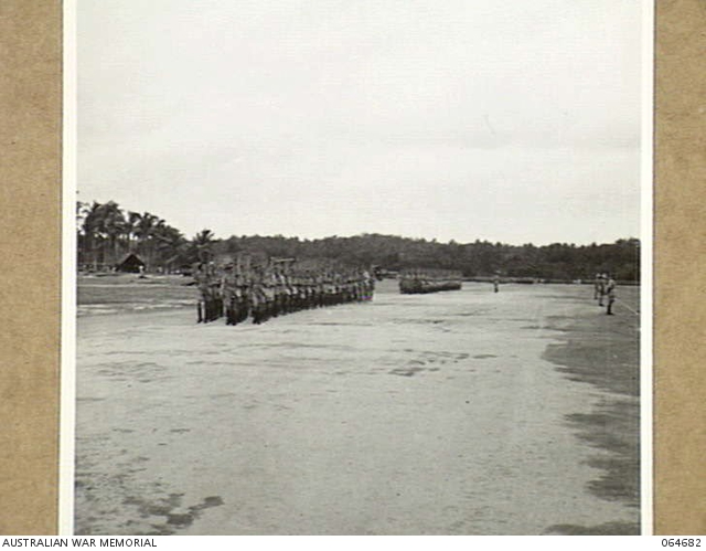 KATUKURUNDA AERODROME, CEYLON. 1942-06. TROOPS OF THE 6TH DIVISION ...