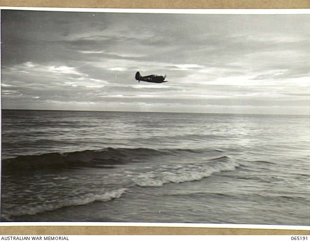 PORT DOUGLAS, NORTH QUEENSLAND, AUSTRALIA. 1944-03-17. A BOOMERANG ...