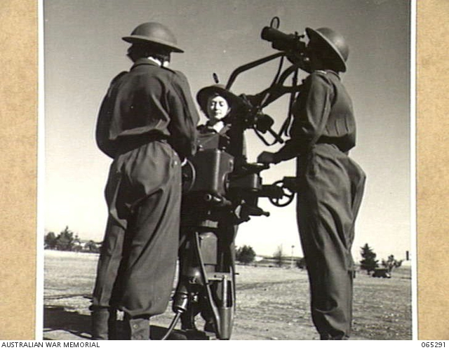 SUNSHINE, VIC. 1944-03-29. AUSTRALIAN WOMEN'S ARMY SERVICE (AWAS ...