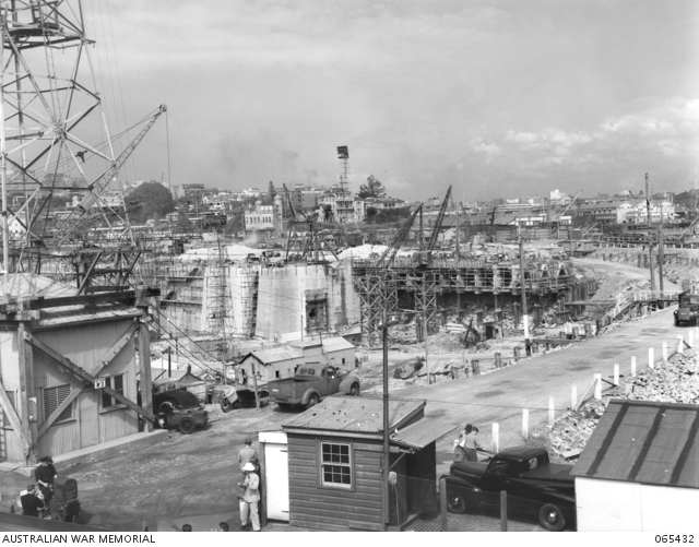 SYDNEY, NSW. 1944-27-03. GENERAL VIEW OF THE CAPTAIN COOK GRAVING DOCK ...