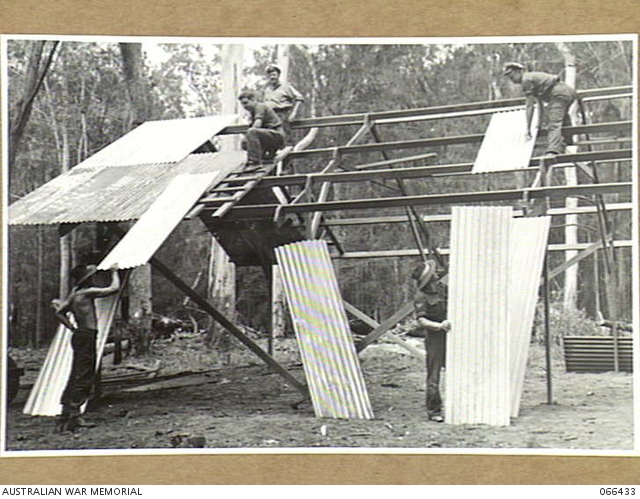 WONGABEL AREA, QLD. 1944-05-15. SHIPWRIGHTS AND CARPENTERS OF THE ROYAL ...