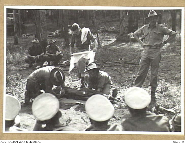 MEMBERS OF THE 1ST BEACH LANDING GROUP, (AUSTRALIAN ARMY MEDICAL CORPS ...