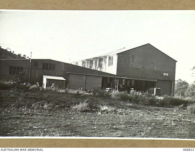 BANDIANA, VICTORIA, AUSTRALIA. 1944-05-26. EXTERIOR VIEW OF NO. 3 SHED ...