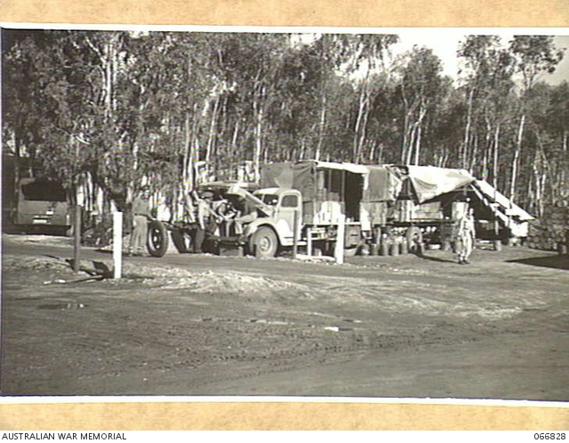 BANDIANA, VICTORIA, AUSTRALIA. 1944-05-26. TRANSPORT LINES OF THE 1ST ...
