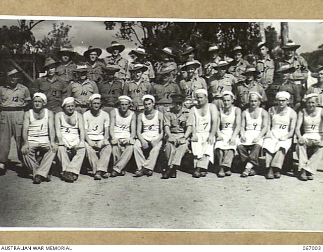 RAVENSHOE, QLD. 1944-05-30. GROUP PORTRAIT OF MEMBERS OF THE 15TH FIELD ...