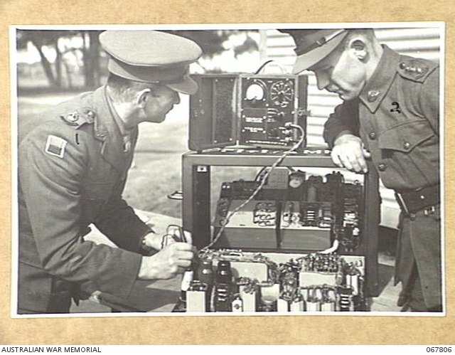 BALCOMBE, VICTORIA, AUSTRALIA. 1944-08-03. TX6440 MAJOR E.C.A. BROWN ...
