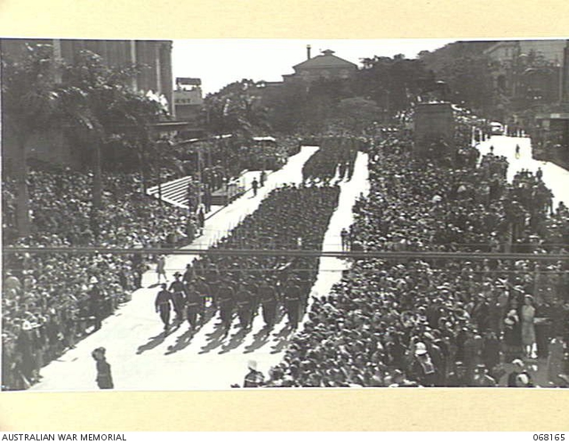 BRISBANE, QUEENSLAND, AUSTRALIA. 1944-08-08. PERSONNEL OF HEADQUARTERS ...