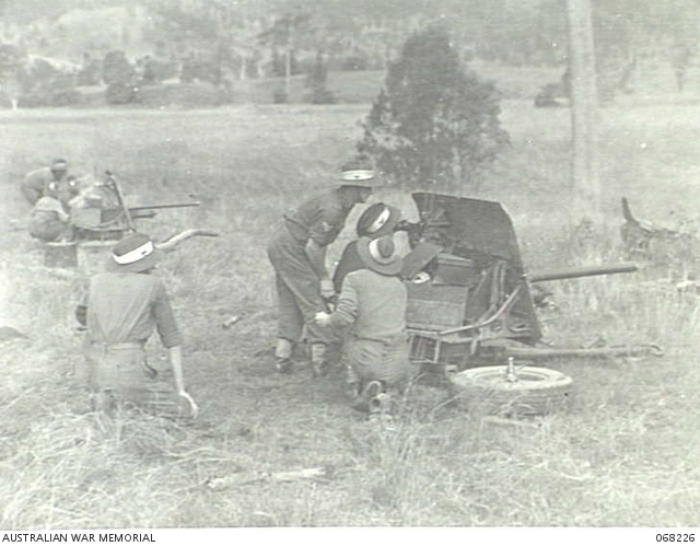 STRATHPINE, QLD. 1944-07-27. TROOPS OF NO. 4 PLATOON, HEADQUARTERS ...