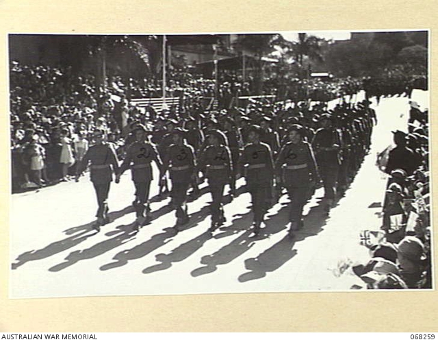 BRISBANE, QLD. 1944-08-08. MEMBERS OF HEADQUARTERS, 18TH INFANTRY ...