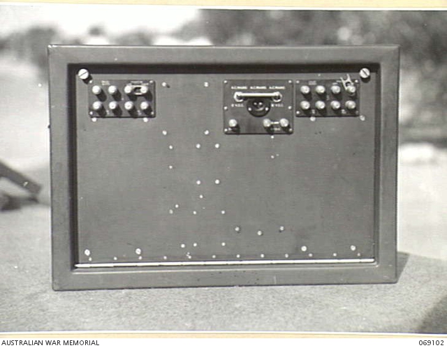 BALCOMBE, VICTORIA, AUSTRALIA. 1944-09-06. REAR VIEW OF A REPEATER ...