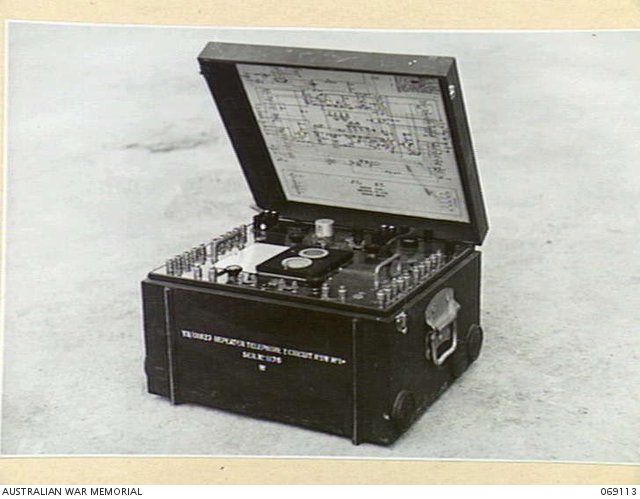 BALCOMBE, VICTORIA, AUSTRALIA. 1944-09-06. A REPEATER TELEPHONE 2 CCT ...