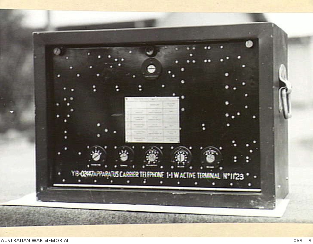 BALCOMBE, VICTORIA, AUSTRALIA. 1944-09-06. FRONT VIEW OF THE APPARATUS ...