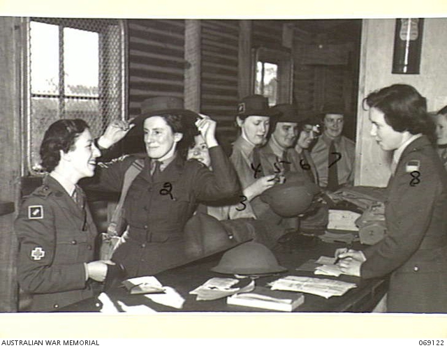 CAMP PELL, VICTORIA, AUSTRALIA. 1944-09-06. MEMBERS OF THE AUSTRALIAN ...