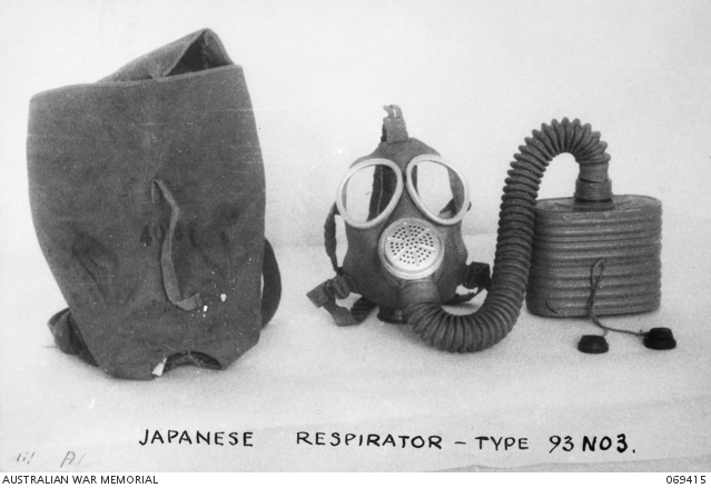 ST. LUCIA, QUEENSLAND, AUSTRALIA. 1942-10. A CAPTURED JAPANESE ...