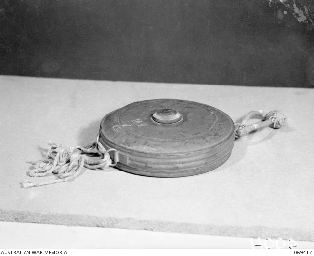 ST. LUCIA, QUEENSLAND, AUSTRALIA. 1942-10. A CAPTURED JAPANESE LAND ...