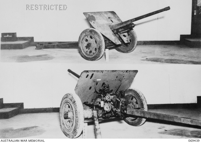 ST. LUCIA, QUEENSLAND, AUSTRALIA. 1942-10. A CAPTURED JAPANESE 47 MM ...