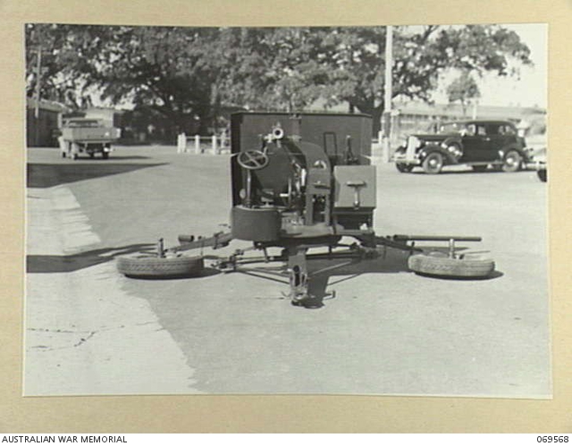 SYDNEY, NEW SOUTH WALES, AUSTRALIA. 1941-08-01. REAR VIEW OF AN ...