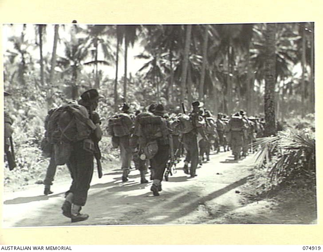 SIAR, NEW GUINEA. 1944-07-25. TROOPS OF THE 25TH INFANTRY BATTALION ...