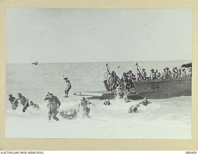 TRINITY BEACH, QUEENSLAND. 1944-09-09. MEMBERS OF D SECTION, 9TH ...