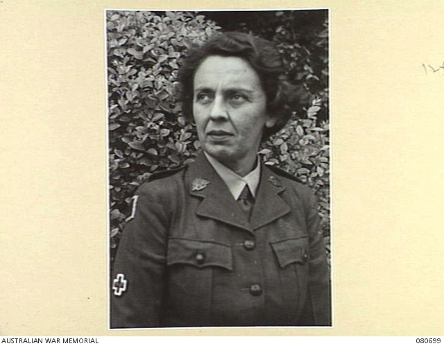 MELBOURNE, VICTORIA. 1944-10-02. CAPTAIN L. YATES, AUSTRALIAN ARMY ...