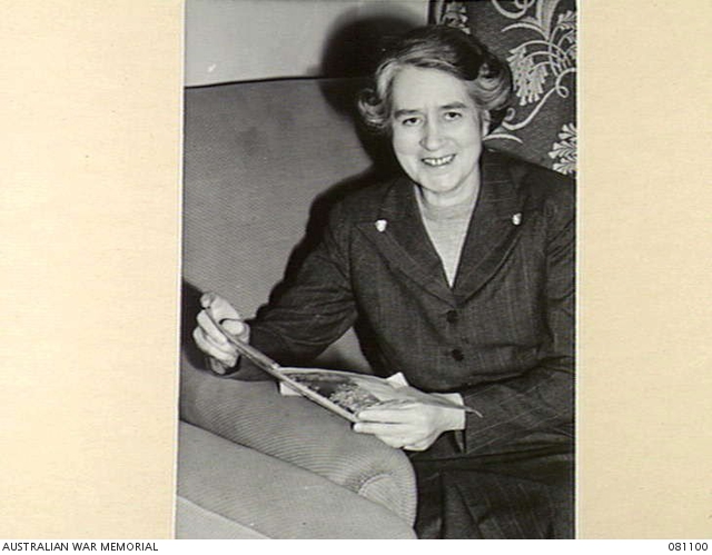 MELBOURNE, VICTORIA, AUSTRALIA. LADY LAVARACK, WIFE OF LIEUTENANT ...