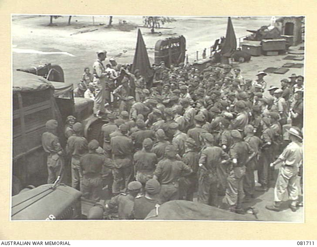 TRINITY BEACH, QLD. 1944-10-18. CAPTAIN C D FIRSTENBERG, UNITED STATES ...