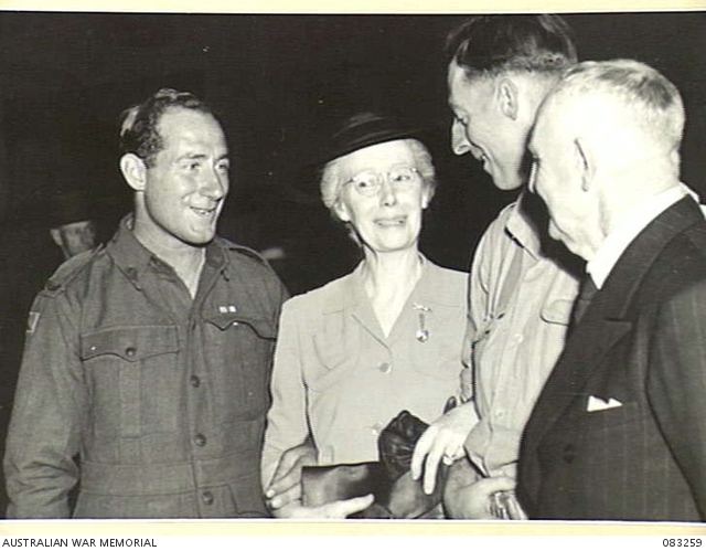 SYDNEY, N.S.W. 1944-11-19. THE CARRIGAN BROTHERS, PRIVATE P.J. CARRIGAN ...