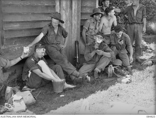 MALANDA AREA, ATHERTON TABLELAND, QUEENSLAND. 1944-12-18. MEMBERS OF D ...