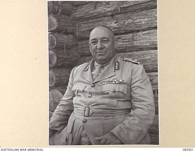 RAVENSHOE AREA, QLD. 1945-01-11. MAJOR GENERAL G F WOOTTEN, GENERAL ...
