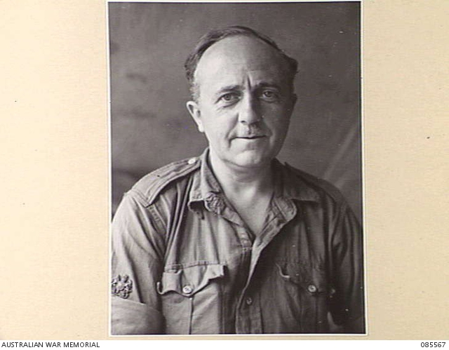 RAVENSHOE AREA, QLD. 1945-01-11. WARRANT OFFICER F G EDWARDS, B AUST ...