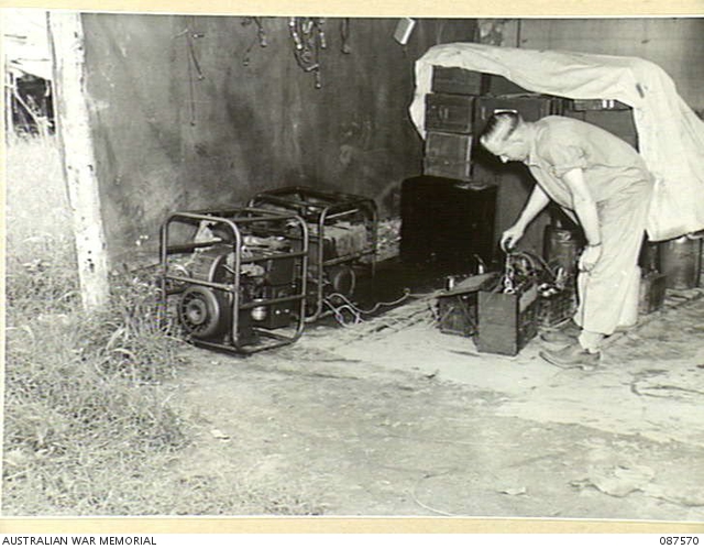 KAIRI, QUEENSLAND. 1945-03-12. CRAFTSMAN H.S. SMITH, 2/56 LIGHT AID ...