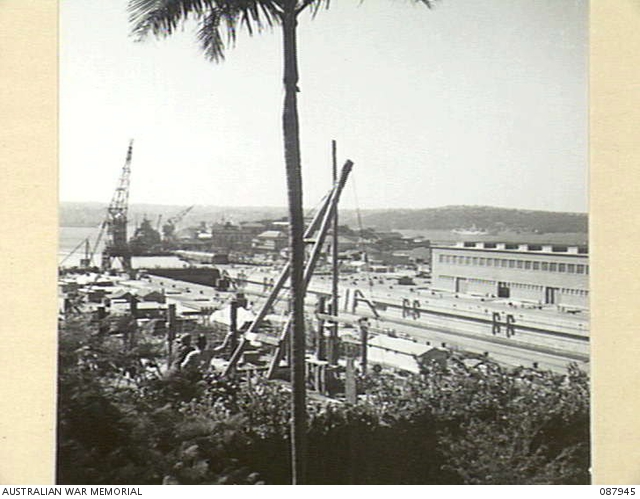 OFF GARDEN ISLAND, SYDNEY, NEW SOUTH WALES. 1945-03-24. THE CAPTAIN ...