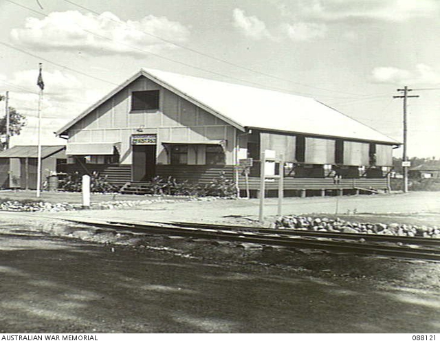 REDBANK, QUEENSLAND. 1945-04-04. HEADQUARTERS BUILDING, 2 RETURNED ...