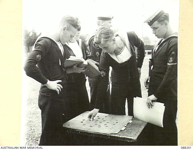 MELBOURNE, VICTORIA. 1945-03. PERSONNEL AT HMAS CERBERUS, FLINDERS ...