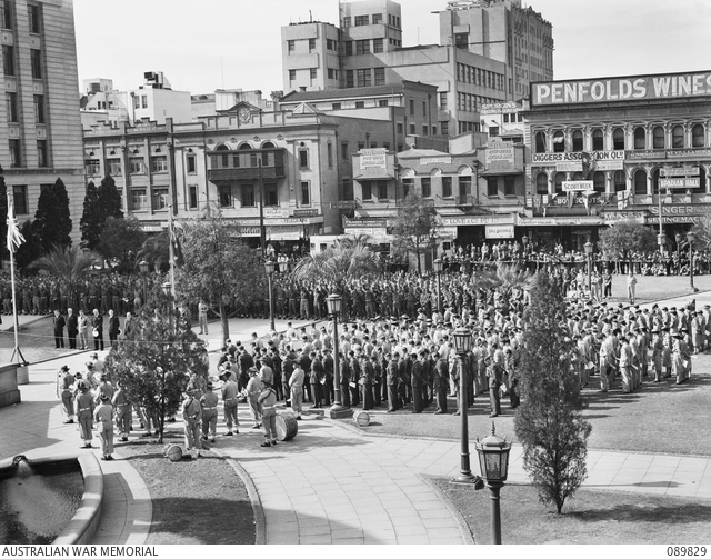 BRISBANE, QUEENSLAND. 1945-05-13. CIVILIANS AND PERSONNEL REPRESENTING ...